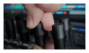 HANDS ON CONTROL FOR STUDIO ONE - Nektar